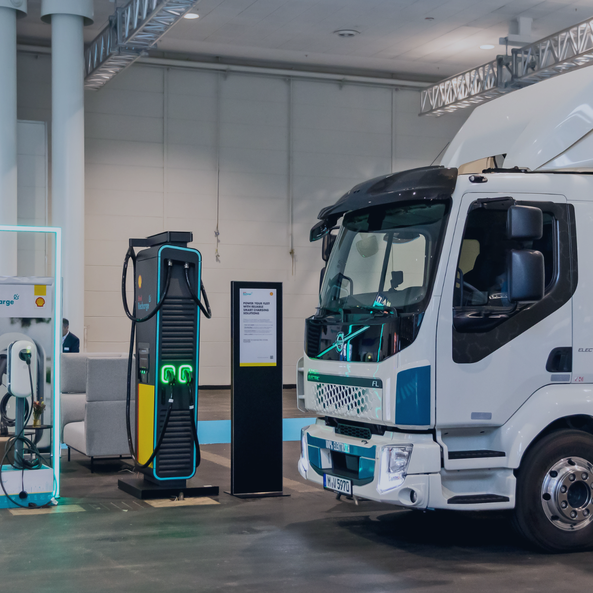Truck Charging Network | TRAVIS Road Services